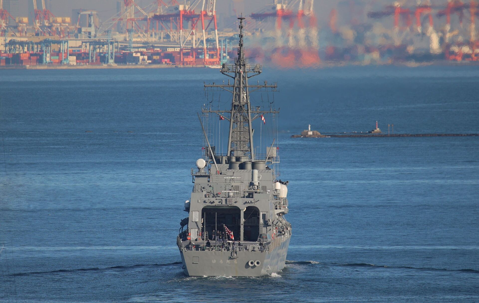 護衛艦 DD103 『ゆうだち』: ISOKKO PHOTO WAREHOUSE