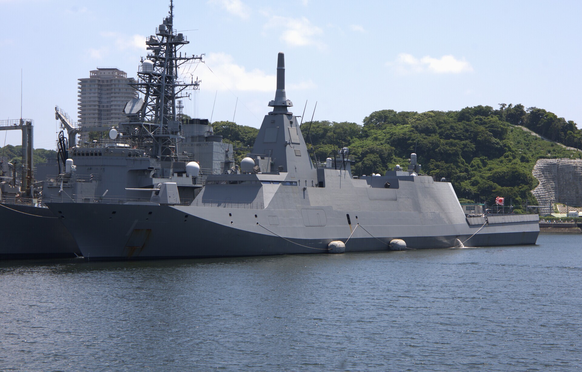 護衛艦 FFM1 『もがみ』: ISOKKO PHOTO WAREHOUSE